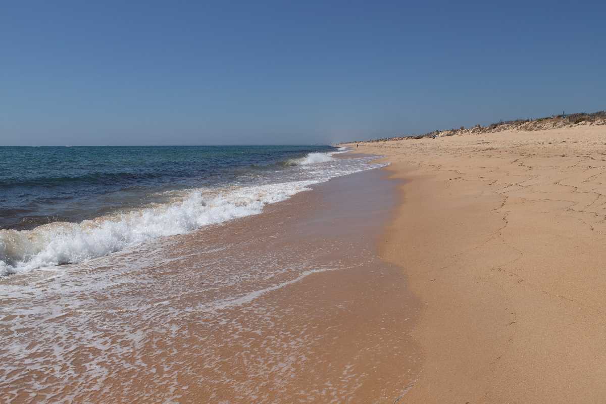 6 Best Beaches in Faro