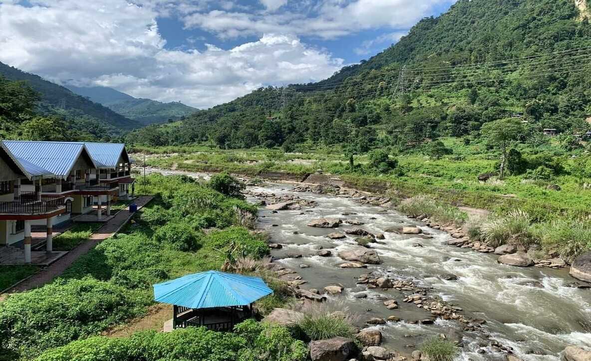 34 Serene Offbeat Places Near Darjeeling | Hidden Places Near Darjeeling