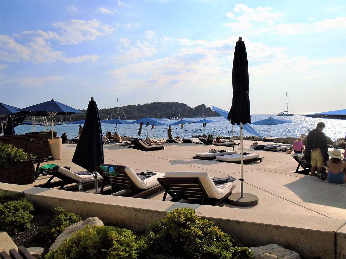 7 Best Beaches in Rovinj