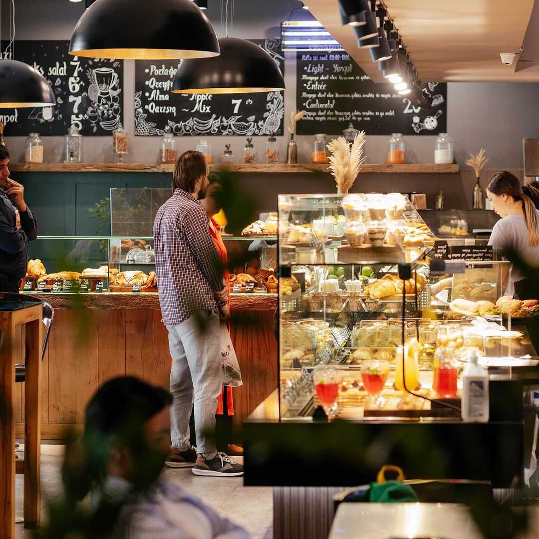 Cafes in Baku: Best Spots and Timings - Holidify