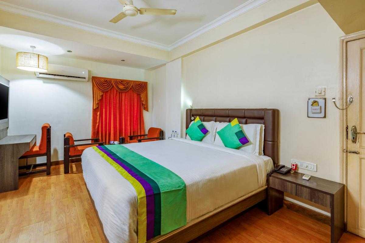 Treebo Trend Crown, Ahmedabad, Gujarat | Photos, Reviews & Deals @Holidify