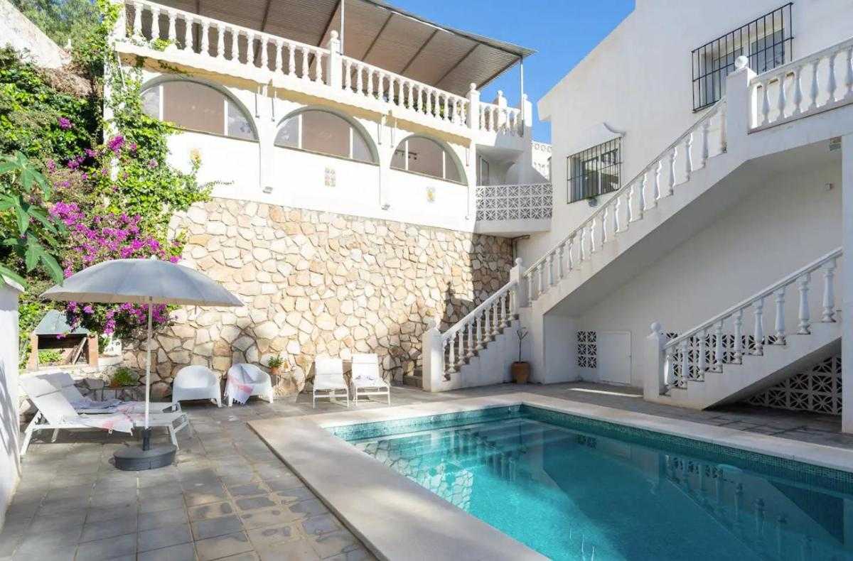 50 Villas In Fuengirola