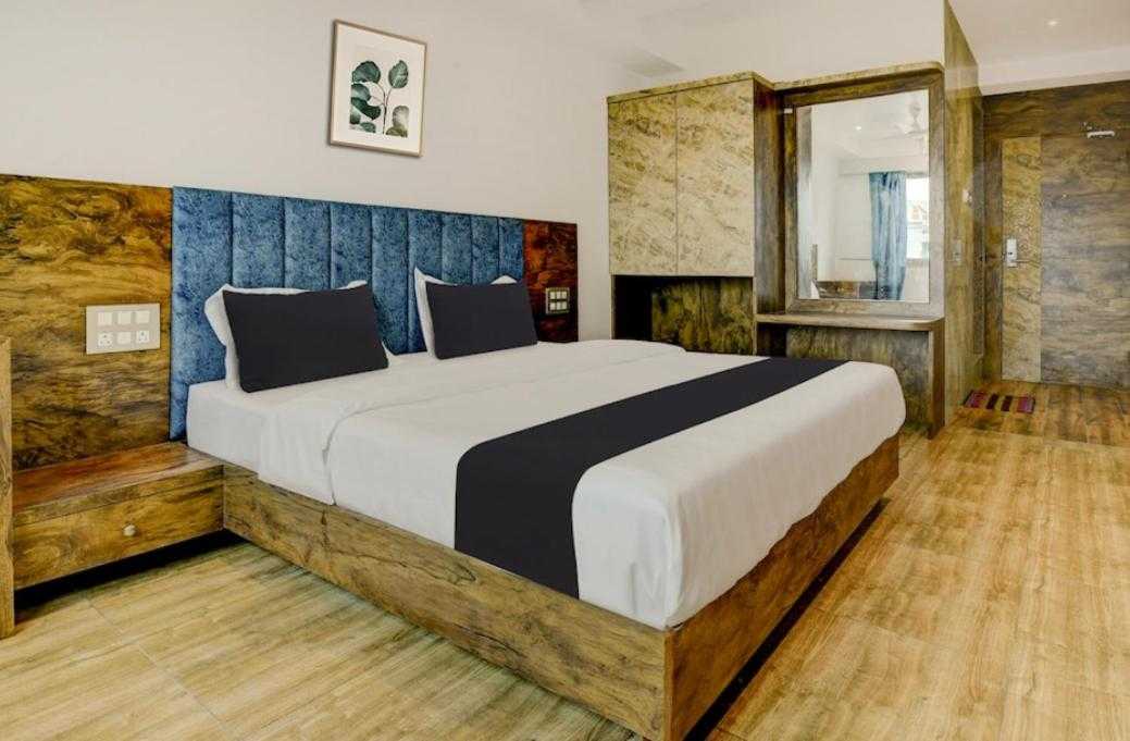 Lodges In Vrindavan | Book from 50+ Stay Options @Best Price