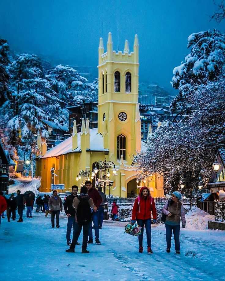 12 Places to Visit For Snow in December in India