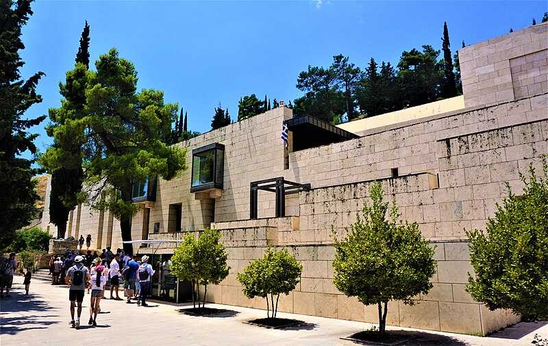 15 Best Museums in Greece
