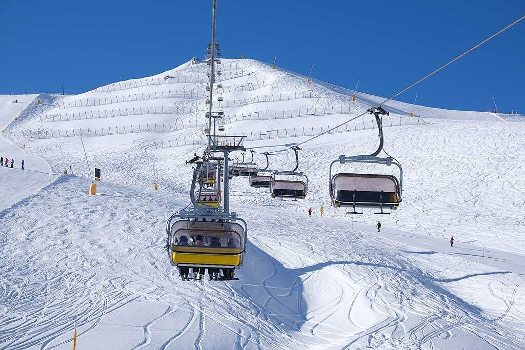 Skiing in Italy: Top Ski Resorts & Areas - Holidify