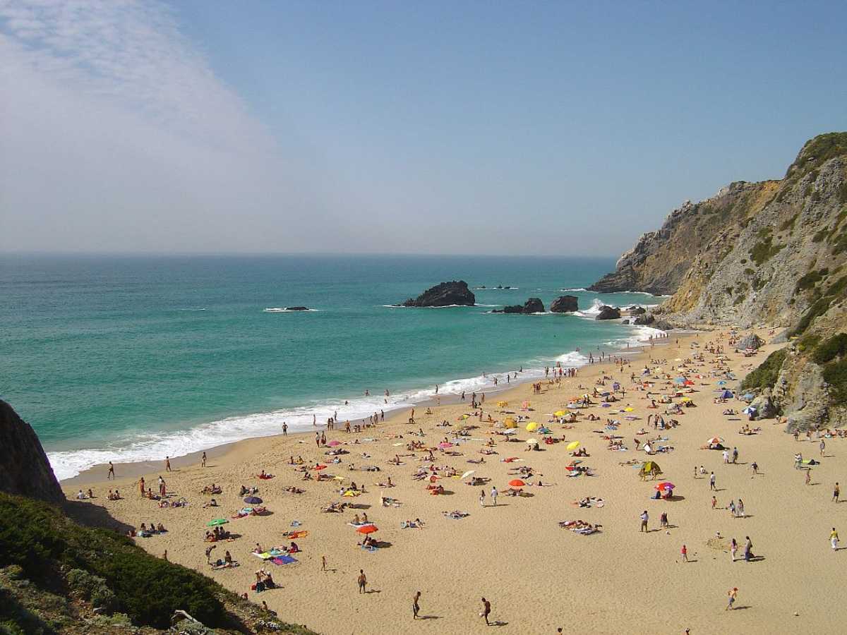 8 Best Beaches in Lisbon
