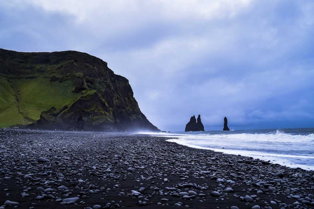 15 Best Beaches in Iceland