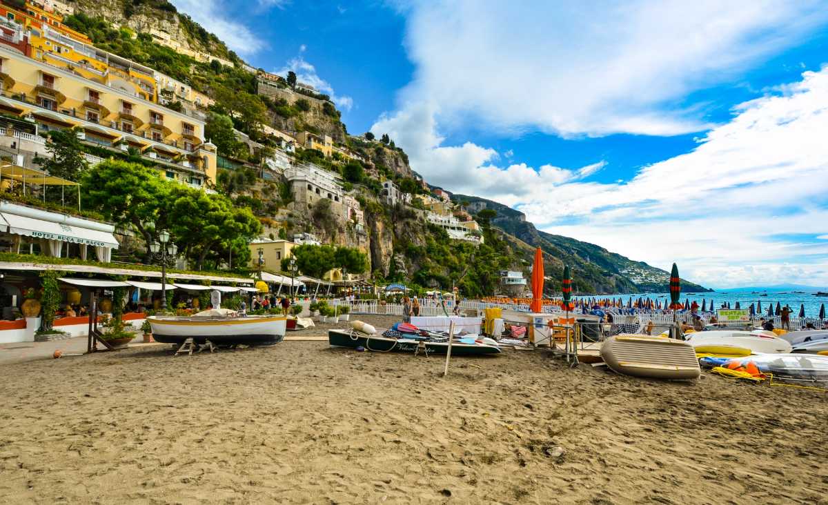 7 Best Beaches in Positano